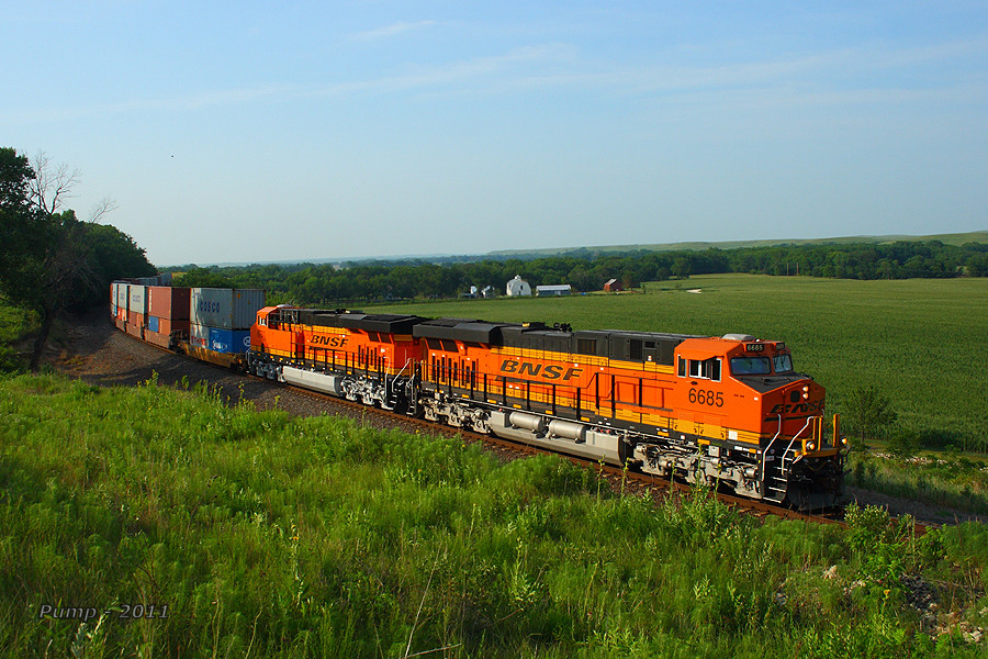 Westbound BNSF Intermodal Train